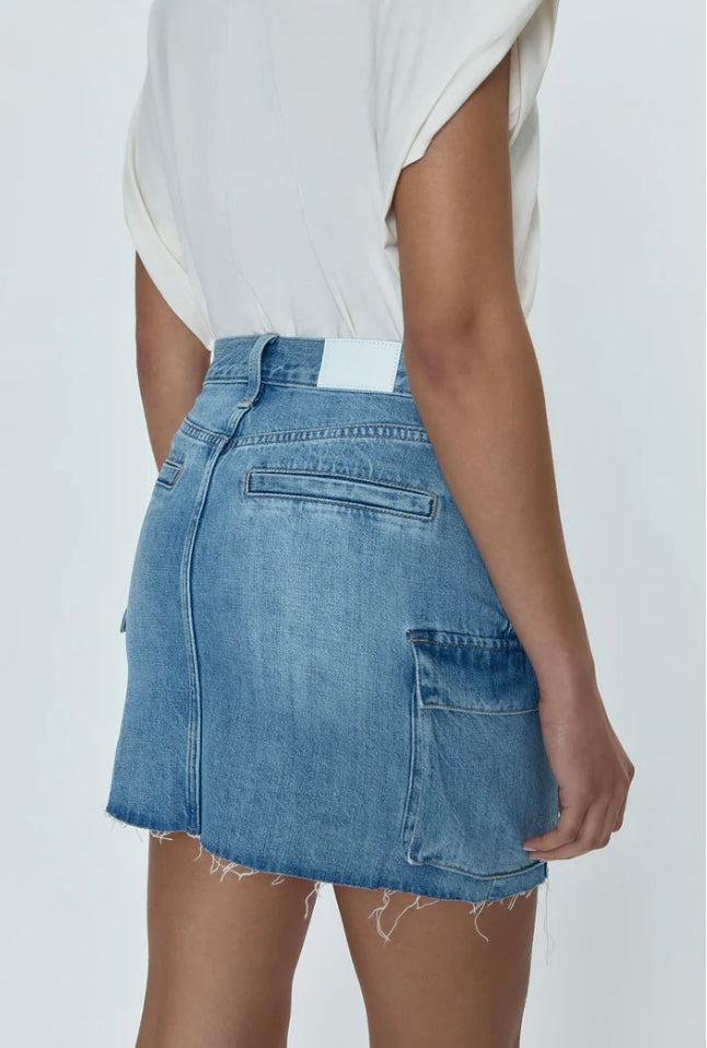 RHEA MID RISE MINI SKIRT - HEAT – FLAIR ON 3RD